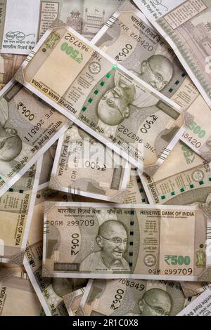 A closeup of Indian 500 rupee bills in a heap - Texture of a pile of ...
