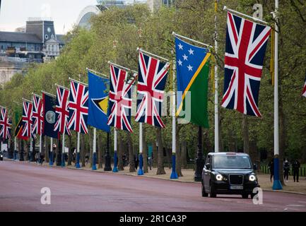 National Flags line the Mall outside Buckingham Palace Stock Photo - Alamy