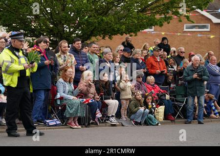 People watching the Spalding Flower Parade as it makes its way through ...