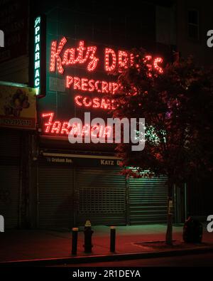Katz Drugs vintage sign at night, Brooklyn, New York Stock Photo - Alamy