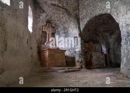 Catacombs at St. Peter's altar, Salzburg, Austria Stock Photo - Alamy