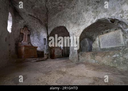 Catacombs at St. Peter's altar, Salzburg, Austria Stock Photo - Alamy
