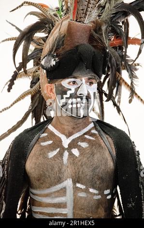 Mazatlan Dancers in Mexico Perform Traditional Folklorico Dances Stock Photo - Alamy
