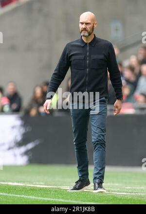 Notts County manager Luke Williams during the Sky Bet League Two match ...