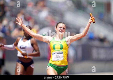 Ella Clayton celebrates after running the anchor leg on the Oregon ...