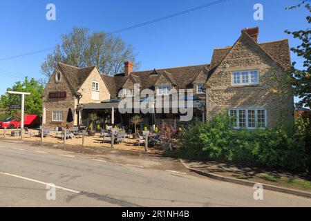 Six Bells pub and restaurant at Witham-on-The Hill, Lincolnshire Stock ...