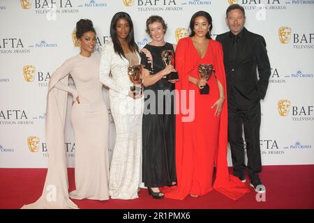 Freema Agyeman and Jason Isaacs with the award for Mini-Series, Mood ...