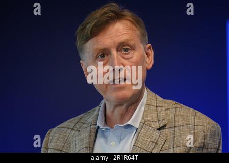 CEO Vincent Roche of Analog Device speaking at their manufacturing ...