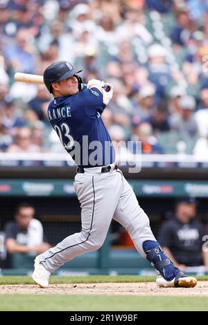 Seattle Mariners' Ty France bats against the Texas Rangers during a ...