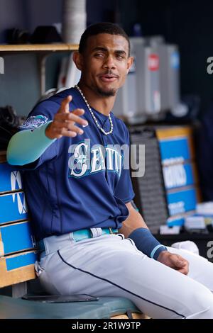 Seattle Mariners' Julio Rodriguez looks down while waiting on deck ...