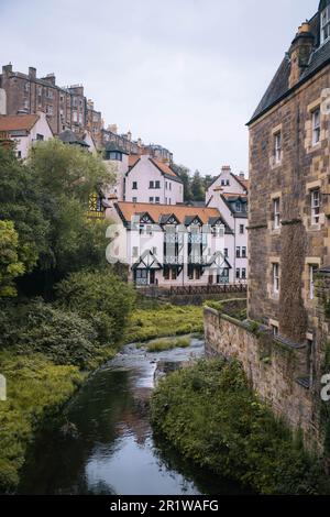 Capture Edinburgh's medieval charm in stunning photos. Explore Gothic ...