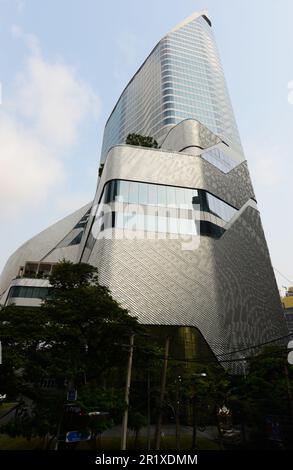 Modern architecture on Phloen Chit Road in Bangkok, Thailand Stock ...
