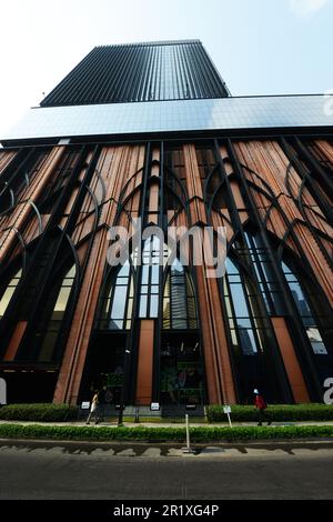 The Siamscape building and shopping mall in Siam Square, Bangkok ...