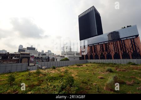 The Siamscape building and shopping mall in Siam Square, Bangkok ...