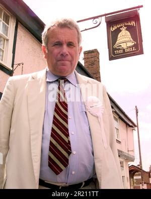 Photograph of Martin Bell & his wife Fiona Bell, arriving at Brentwood ...