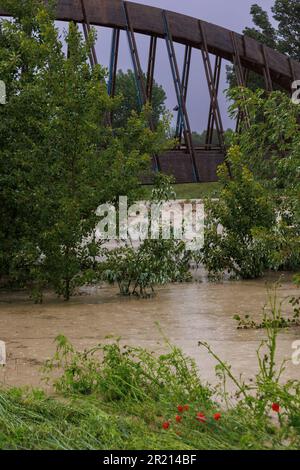 Rimini, Italy. 16th May, 2023. ROMAGNOLA RIVIERA: Rimini - the beach ...