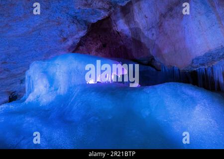 Dachstein Giant Ice Cave near Hallstatt, Austria Stock Photo - Alamy