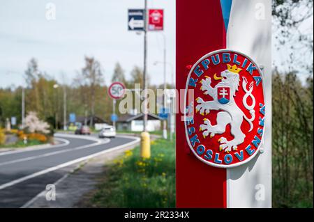 Selb, Germany. 08th May, 2023. The A·/Asch border crossing with the ...