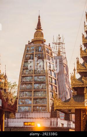 BAGAN-Myanmar, January 21, 2019 : Unidentified tourists make merit and ...