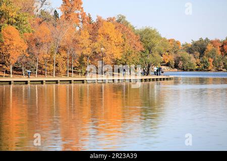 Walking paths around Wascana Lake in Regina, Saskatchewan in early fall ...