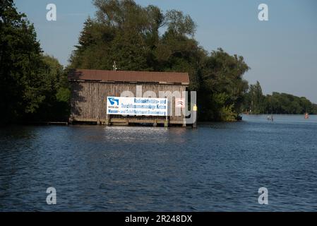 The radioactivity and flow measuring system of the Wasserstrassen- und ...