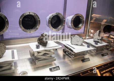 moon rock sample at johnson space center, houston, texas Stock Photo ...