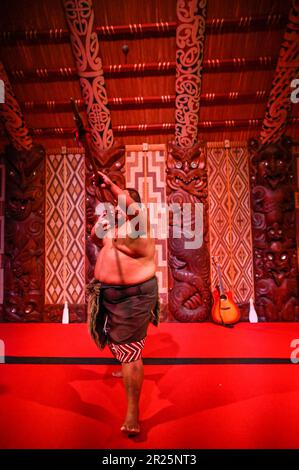 Powhiri, the traditional Māori welcome dance Stock Photo - Alamy