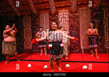 Powhiri, the traditional Māori welcome dance Stock Photo - Alamy