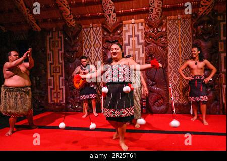Powhiri, the traditional Māori welcome dance Stock Photo - Alamy
