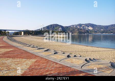 Beach Hakata, Hakata-Ohshima bridge Stock Photo - Alamy