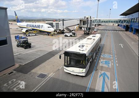 Airport Transfer Bus Majorca. May 2023 Stock Photo - Alamy
