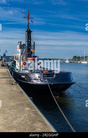 The museum harbour of Rostock Stock Photo - Alamy