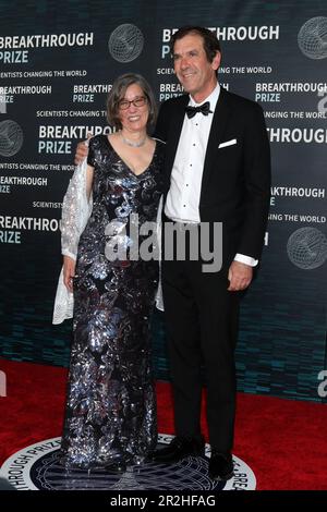LOS ANGELES - APR 15: Ray Deshaies at the 9th Breakthrough Prize ...