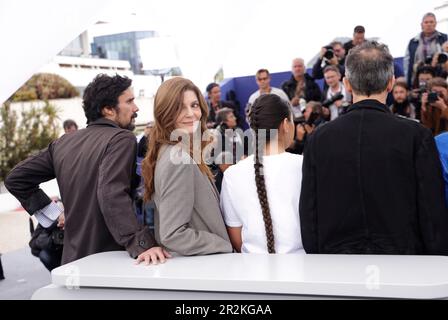 Director Lisandro Alonso, from left, Chiara Mastroianni, Sadie Lapointe ...