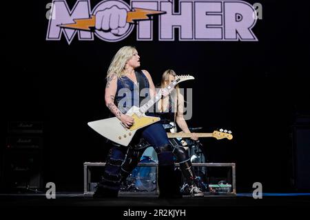 Hannover, Deutschland. 19th May, 2023. Linnea Vikström, Filippa Nässilm ...