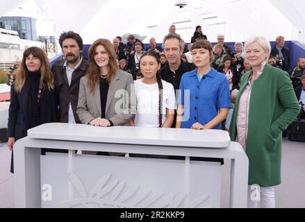 Director Lisandro Alonso, from left, Chiara Mastroianni, Sadie Lapointe ...