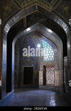 Sheikh Lutfullah Mosque, located in Isfahan, Iran, was built in the ...