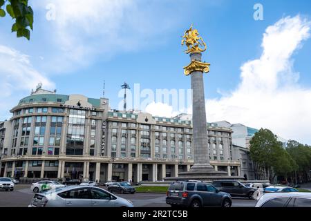 Hotel GMT Plaza and St. George-Monument at Freedom Square Tawisuplebis ...