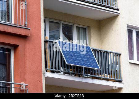 photovoltaic array, solar module at a balcony on Hansaring, Cologne ...