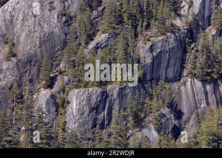 Rocky cliffs on Chief Mountain in Squamish, BC, Canada Stock Photo - Alamy