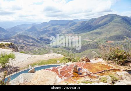 The unique frozen waterfalls and travertine pools of Hierve el Agua in ...