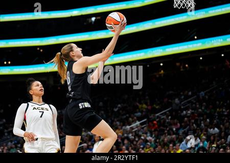 Seattle Storm guard Ivana Dojkic (18) puts up a basket against Las ...