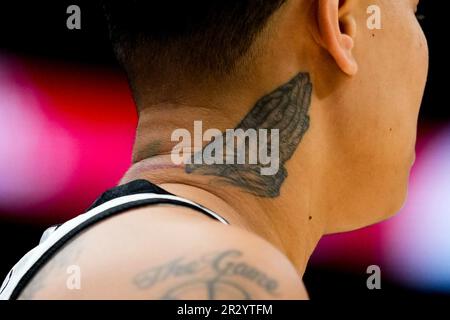 Las Vegas Aces guard Kierstan Bell (1) celebrates after a play against ...