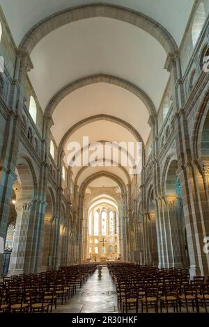 Nave of Saint-Lazare Cathedral, Autun, Departement Saone-et-Loire ...
