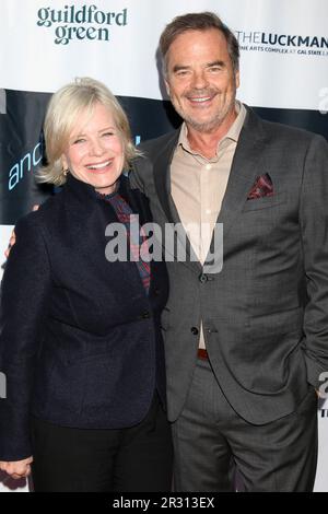 LOS ANGELES - MAY 17: Wally Kurth, Lisa LoCicero at the Dance and ...