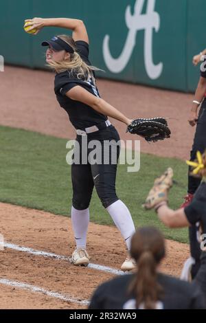 Middle Tennessee State University infielder Laura Mealer (5) during an ...