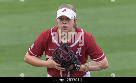 Alabama infielder Kenleigh Cahalan (31) during an NCAA softball game on ...
