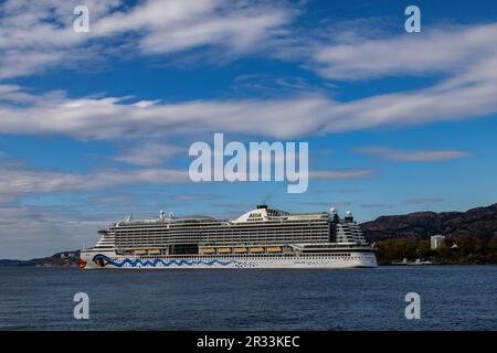 Cruise ship AIDAperla departing from Jekteviken terminal in port of ...