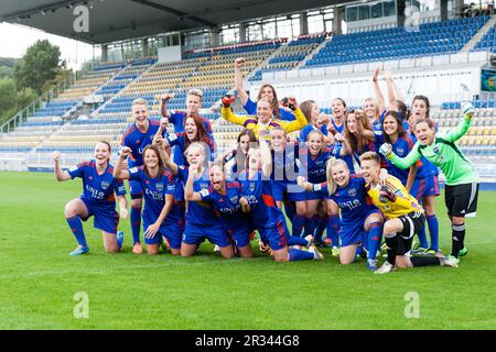 Team photo cheer Stock Photo - Alamy