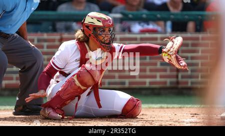 Florida State catcher Michaela Edenfield (51) throws against LSU during ...